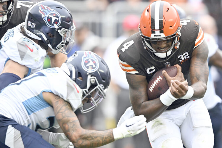 Deshaun Watson still battling shoulder injury | News, Sports, Jobs ...